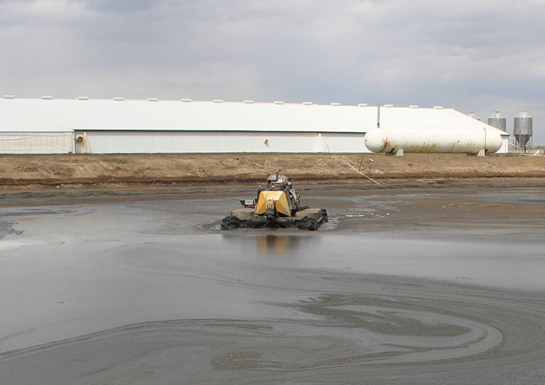 Wolverine Manure Agitation Boat - Bazooka Farmstar